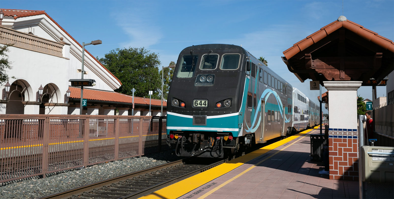 Get on Track with Metrolinks Monthly Pass Discount | OCTA Blog